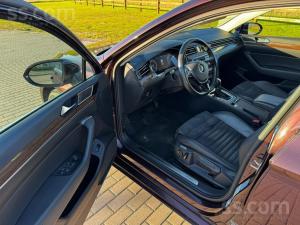 Red Volkswagen Passat B8 2015 in Valmiera, with an engine capacity of 1.40 L and mileage of 152 thousand km for 9995 €, photo 9 on AUTOMOTO.COM.LV