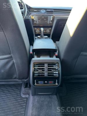 Red Volkswagen Passat B8 2015 in Valmiera, with an engine capacity of 1.40 L and mileage of 152 thousand km for 9995 €, photo 14 on AUTOMOTO.COM.LV