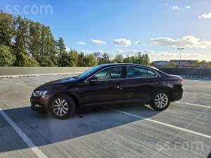 Sarkans Volkswagen Passat B8 2015 Rīga, ar dzinēja tilpumu 1.40 L un nobraukumu 237 tūkst. km par 6900 €, foto 8 vietnē AUTOMOTO.COM.LV