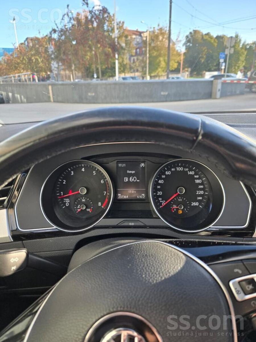 Sarkans Volkswagen Passat B8 2015 Rīga, ar dzinēja tilpumu 1.40 L un nobraukumu 237 tūkst. km par 6900 €, foto 9 vietnē AUTOMOTO.COM.LV