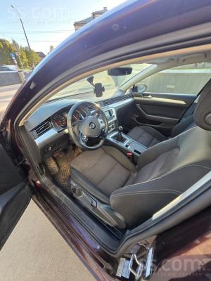 Sarkans Volkswagen Passat B8 2015 Rīga, ar dzinēja tilpumu 1.40 L un nobraukumu 237 tūkst. km par 6900 €, foto 11 vietnē AUTOMOTO.COM.LV