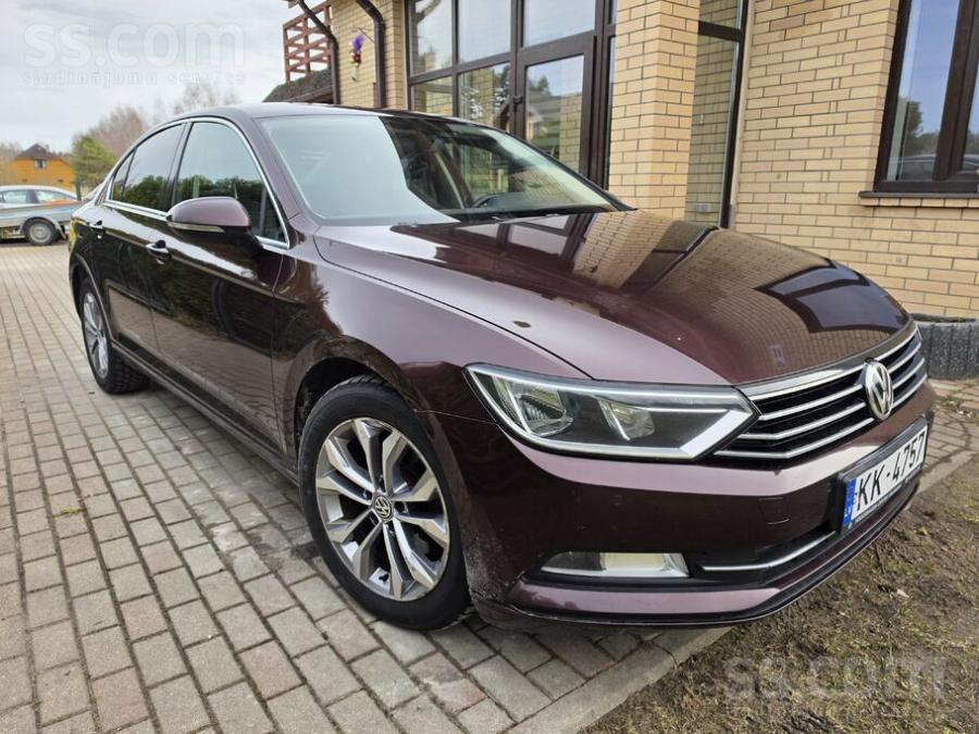 Red Volkswagen Passat B8 2016 in Riga, with an engine capacity of 2.00 L and mileage of 260 thousand km for 8250 €, photo 1 on AUTOMOTO.COM.LV