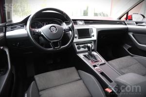 Sarkans Volkswagen Passat B8 2016 Rīga, ar dzinēja tilpumu 2.00 L un nobraukumu 296 tūkst. km par 7495 €, foto 8 vietnē AUTOMOTO.COM.LV