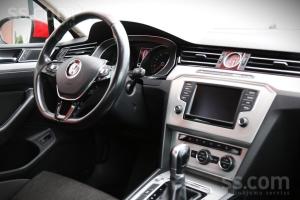 Sarkans Volkswagen Passat B8 2016 Rīga, ar dzinēja tilpumu 2.00 L un nobraukumu 296 tūkst. km par 7495 €, foto 11 vietnē AUTOMOTO.COM.LV