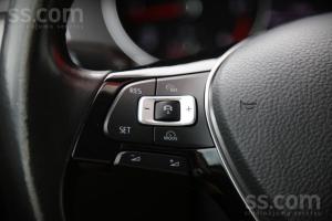 Sarkans Volkswagen Passat B8 2016 Rīga, ar dzinēja tilpumu 2.00 L un nobraukumu 296 tūkst. km par 7495 €, foto 17 vietnē AUTOMOTO.COM.LV