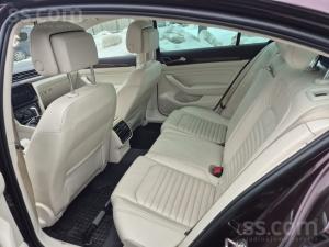 Sarkans Volkswagen Passat B8 2017 Rīga, ar dzinēja tilpumu 2.00 L un nobraukumu 157 tūkst. km par 13900 €, foto 8 vietnē AUTOMOTO.COM.LV