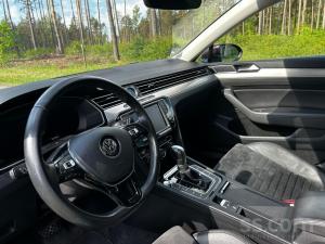 Sarkans Volkswagen Passat B8 2016 Rīga, ar dzinēja tilpumu 2.00 L un nobraukumu 213 tūkst. km par 8300 €, foto 7 vietnē AUTOMOTO.COM.LV