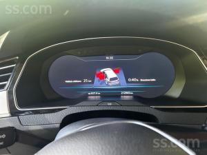 Sarkans Volkswagen Passat B8 2016 Rīga, ar dzinēja tilpumu 2.00 L un nobraukumu 213 tūkst. km par 8300 €, foto 11 vietnē AUTOMOTO.COM.LV