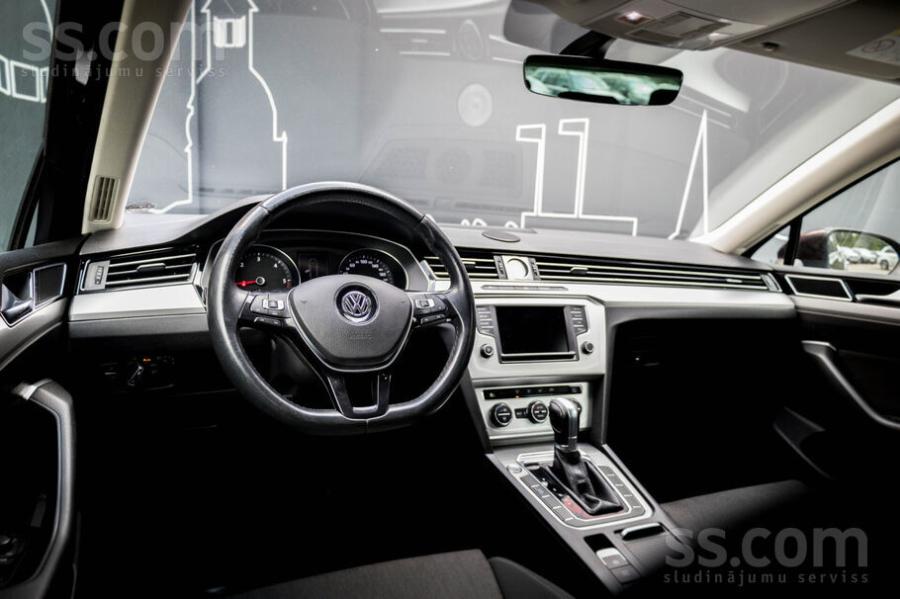 Red Volkswagen Passat B8 2016 in Riga, with an engine capacity of 2.00 L and mileage of 360 thousand km for 7490 €, photo 11 on AUTOMOTO.COM.LV