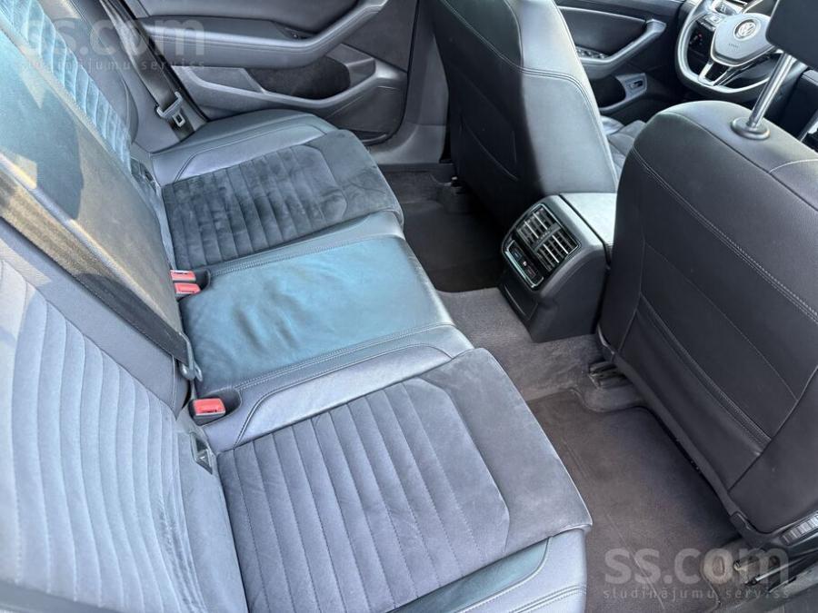 Sarkans Volkswagen Passat B8 2017 Rīga, ar dzinēja tilpumu 2.00 L un nobraukumu 260 tūkst. km par 9200 €, foto 21 vietnē AUTOMOTO.COM.LV
