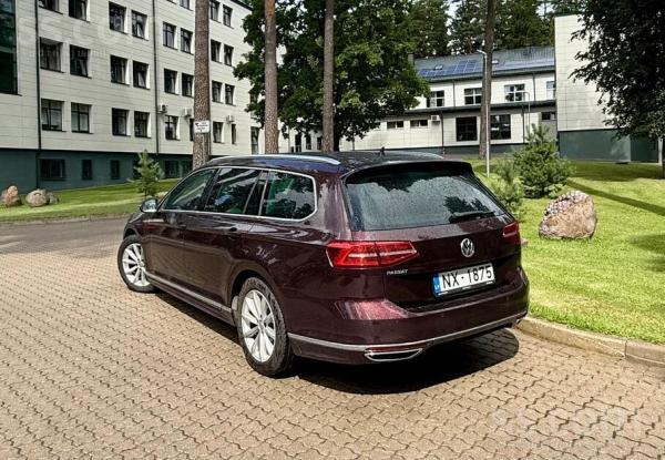 Red Volkswagen Passat B8 2018 in Riga, with an engine capacity of 2.00 L and mileage of 188 thousand km for 13500 €, photo 2 on AUTOMOTO.COM.LV
