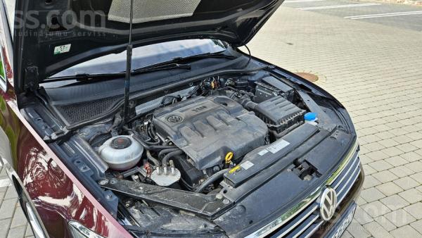 Volkswagen Passat B8 2018 Liepāja vietnē Sarkans Volkswagen Passat B8 2018 Liepāja, ar dzinēja tilpumu 2.00 L un nobraukumu 216 tūkst. km par 14000 €, foto 9 vietnē AUTOMOTO.COM.LV