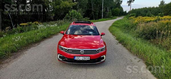 Красный Фольксваген Пассат Б8 2020 в Рига, объемом двигателя 1.40 л и пробегом 190 тыс. км за 18700 €, фото 4 на AUTOMOTO.COM.LV