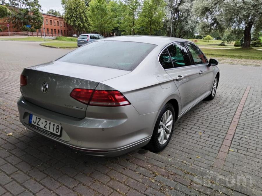Volkswagen Passat B8 2015 in Talsi, with an engine capacity of 2.00 L and mileage of 329 thousand km for 8450 €, photo 7 on AUTOMOTO.COM.LV