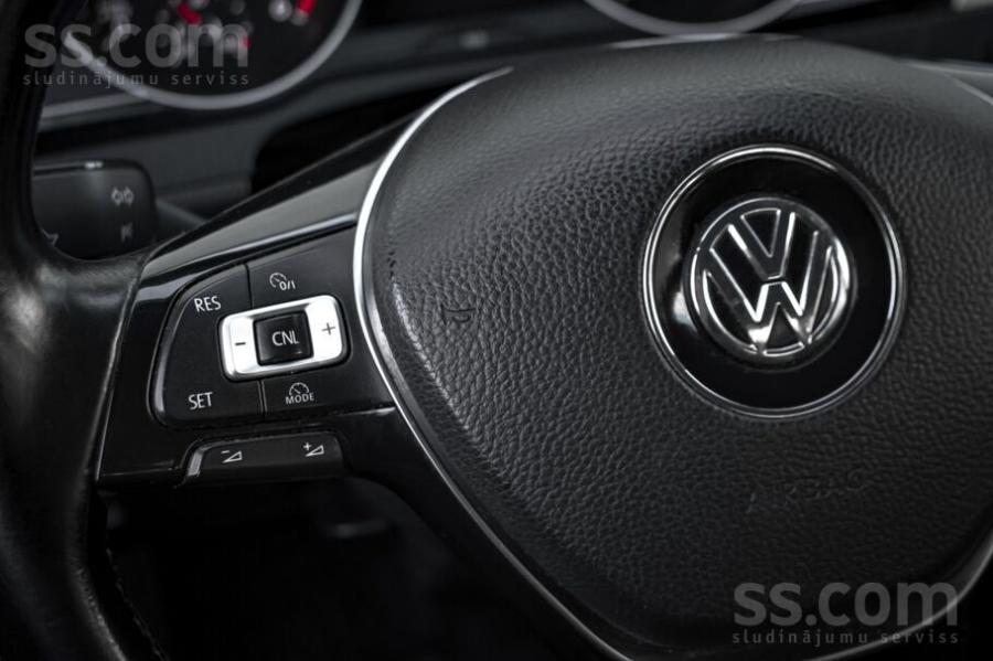 Volkswagen Passat B8 2015 in Riga, with an engine capacity of 2.00 L and mileage of 337 thousand km for 8995 €, photo 20 on AUTOMOTO.COM.LV