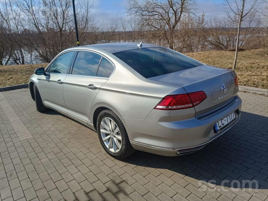 Volkswagen Passat B8 2015 Daugavpils, ar dzinēja tilpumu 2.00 L un nobraukumu 61 tūkst. km par 12350 €, foto 4 vietnē AUTOMOTO.COM.LV