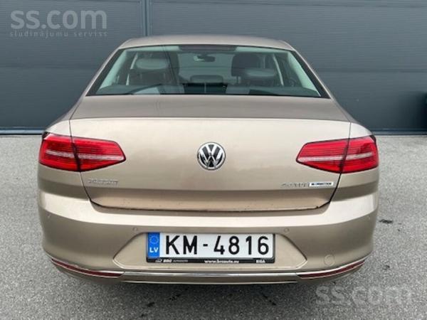 Volkswagen Passat B8 2016 in Riga, with an engine capacity of 2.00 L and mileage of 170 thousand km for 11000 €, photo 5 on AUTOMOTO.COM.LV