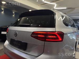 Volkswagen Passat B8 2018 in Riga, with an engine capacity of 2.00 L and mileage of 136 thousand km for 15490 €, photo 11 on AUTOMOTO.COM.LV