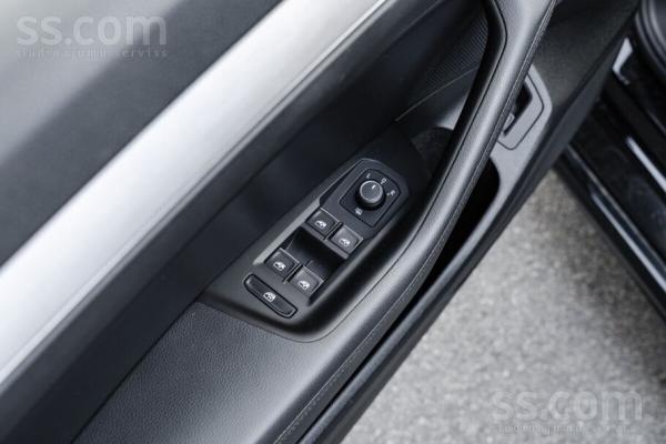 Volkswagen Passat B8 2019 in Riga, with an engine capacity of 1.50 L and mileage of 136 thousand km for 13850 €, photo 8 on AUTOMOTO.COM.LV