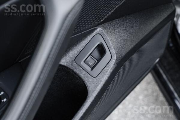 Volkswagen Passat B8 2019 in Riga, with an engine capacity of 1.50 L and mileage of 136 thousand km for 13850 €, photo 9 on AUTOMOTO.COM.LV