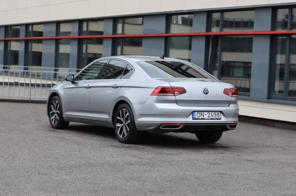 Volkswagen Passat B8 2021 Rīga, ar dzinēja tilpumu 1.50 L un nobraukumu 83 tūkst. km par 20980 €, foto 4 vietnē AUTOMOTO.COM.LV