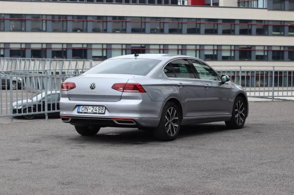 Volkswagen Passat B8 2021 Rīga, ar dzinēja tilpumu 1.50 L un nobraukumu 83 tūkst. km par 20980 €, foto 6 vietnē AUTOMOTO.COM.LV
