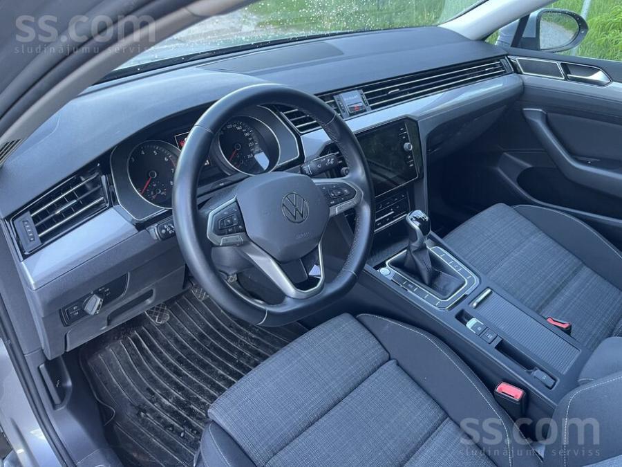 Volkswagen Passat B8 2022 in Riga, with an engine capacity of 1.50 L and mileage of 48 thousand km for 19600 €, photo 9 on AUTOMOTO.COM.LV