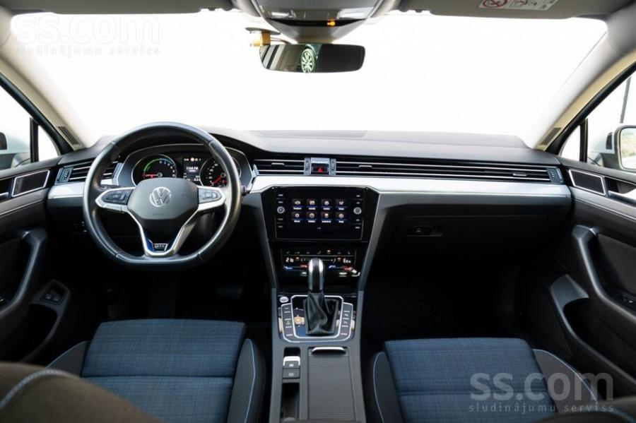 Volkswagen Passat B8 2022 in Riga, with an engine capacity of 1.40 L and mileage of 141 thousand km for 20950 €, photo 10 on AUTOMOTO.COM.LV