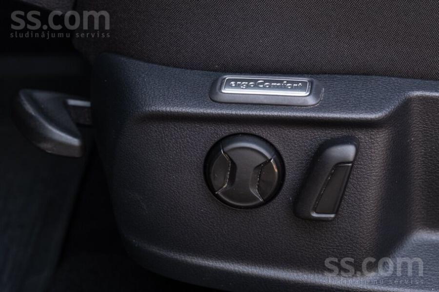 Volkswagen Passat B8 2022 in Riga, with an engine capacity of 1.40 L and mileage of 141 thousand km for 20950 €, photo 21 on AUTOMOTO.COM.LV