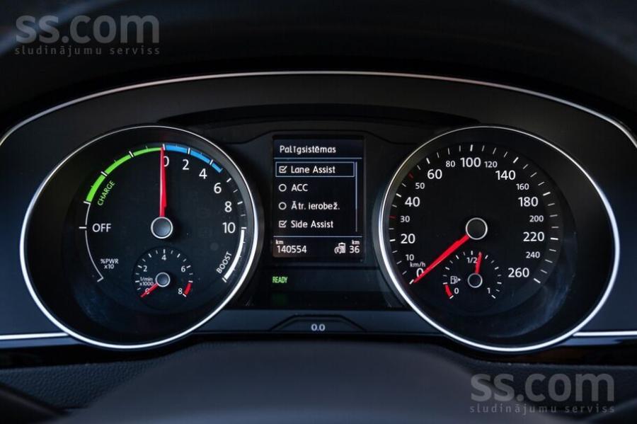 Volkswagen Passat B8 2022 in Riga, with an engine capacity of 1.40 L and mileage of 141 thousand km for 20950 €, photo 23 on AUTOMOTO.COM.LV