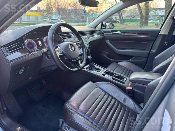 Volkswagen Passat B8 2015 in Riga, with an engine capacity of 2.00 L and mileage of 395 thousand km for 9350 €, photo 9 on AUTOMOTO.COM.LV