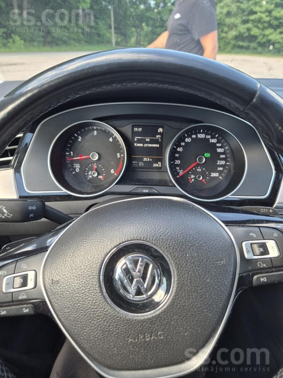 Volkswagen Passat B8 2015 Preiļi, ar dzinēja tilpumu 2.00 L un nobraukumu 276 tūkst. km par 10500 €, foto 6 vietnē AUTOMOTO.COM.LV