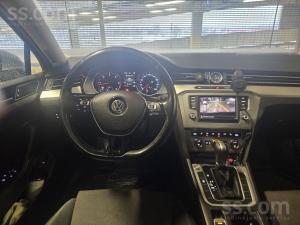 Volkswagen Passat B8 2016 in Riga, with an engine capacity of 2.00 L and mileage of 287 thousand km for 9700 €, photo 3 on AUTOMOTO.COM.LV