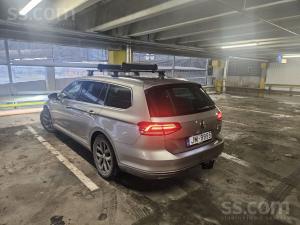 Volkswagen Passat B8 2016 in Riga, with an engine capacity of 2.00 L and mileage of 287 thousand km for 9700 €, photo 4 on AUTOMOTO.COM.LV