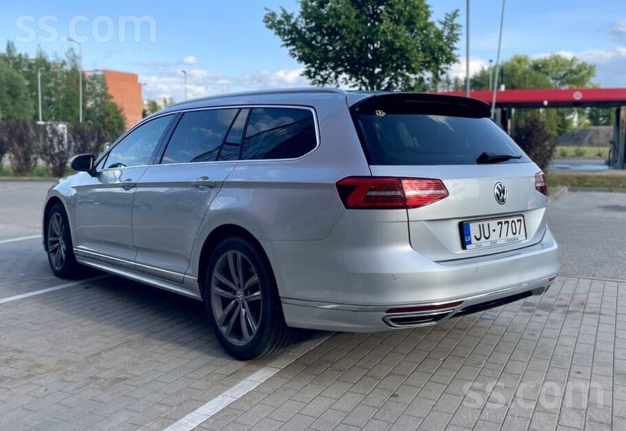 Volkswagen Passat B8 2016 in Jelgava, with an engine capacity of 2.00 L and mileage of 235 thousand km for 11700 €, photo 3 on AUTOMOTO.COM.LV