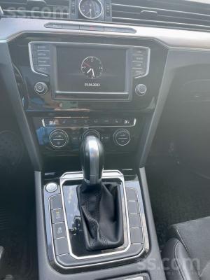Volkswagen Passat B8 2016 in Jelgava, with an engine capacity of 2.00 L and mileage of 235 thousand km for 11700 €, photo 8 on AUTOMOTO.COM.LV