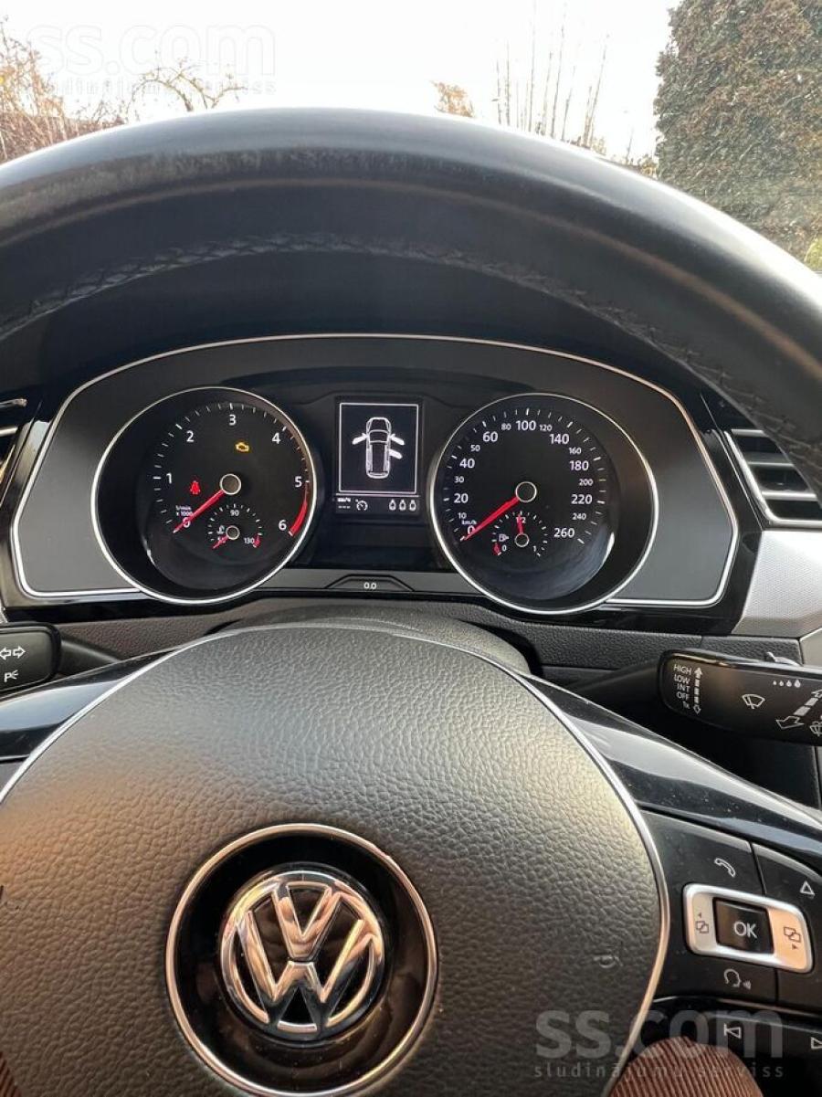 Volkswagen Passat B8 2016 in Daugavpils, with an engine capacity of 2.00 L and mileage of 312 thousand km for 8500 €, photo 10 on AUTOMOTO.COM.LV