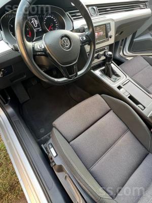 Volkswagen Passat B8 2016 in Daugavpils, with an engine capacity of 2.00 L and mileage of 312 thousand km for 8500 €, photo 11 on AUTOMOTO.COM.LV