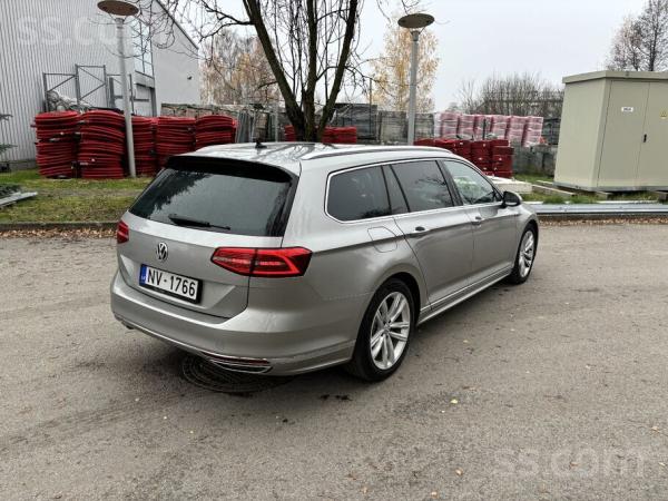 Volkswagen Passat B8 2016 in Riga, with an engine capacity of 2.00 L and mileage of 285 thousand km for 13100 €, photo 3 on AUTOMOTO.COM.LV