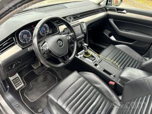 Volkswagen Passat B8 2016 in Riga, with an engine capacity of 2.00 L and mileage of 285 thousand km for 13100 €, photo 11 on AUTOMOTO.COM.LV