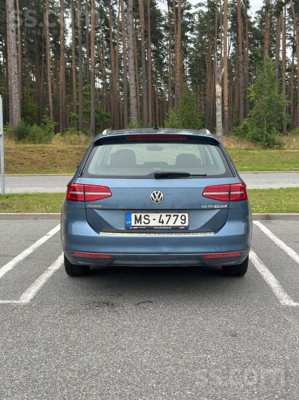 Volkswagen Passat B8 2016 in Riga, with an engine capacity of 2.00 L and mileage of 255 thousand km for 7950 €, photo 3 on AUTOMOTO.COM.LV