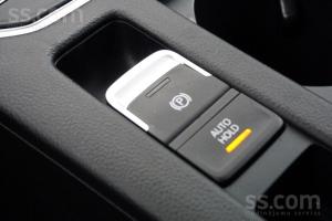Volkswagen Passat B8 2017 in Riga, with an engine capacity of 2.00 L and mileage of 277 thousand km for 8900 €, photo 43 on AUTOMOTO.COM.LV