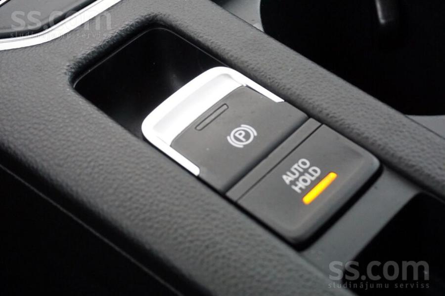 Volkswagen Passat B8 2017 in Riga, with an engine capacity of 2.00 L and mileage of 277 thousand km for 8900 €, photo 43 on AUTOMOTO.COM.LV