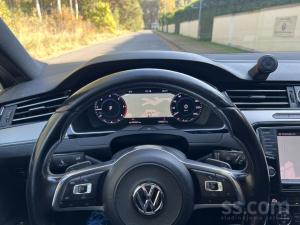 Volkswagen Passat B8 2017 in Riga, with an engine capacity of 2.00 L and mileage of 290 thousand km for 10950 €, photo 8 on AUTOMOTO.COM.LV