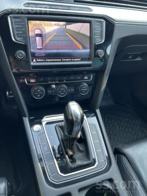 Volkswagen Passat B8 2017 in Riga, with an engine capacity of 2.00 L and mileage of 290 thousand km for 10950 €, photo 9 on AUTOMOTO.COM.LV
