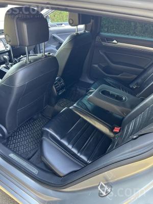 Volkswagen Passat B8 2017 in Riga, with an engine capacity of 2.00 L and mileage of 290 thousand km for 10950 €, photo 14 on AUTOMOTO.COM.LV
