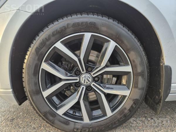 Volkswagen Passat B8 2019 in Riga, with an engine capacity of 2.00 L and mileage of 145 thousand km for 14500 €, photo 11 on AUTOMOTO.COM.LV