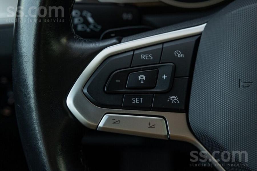 Volkswagen Passat B8 2021 in Ventspils, with an engine capacity of 2.00 L and mileage of 158 thousand km for 20850 €, photo 18 on AUTOMOTO.COM.LV