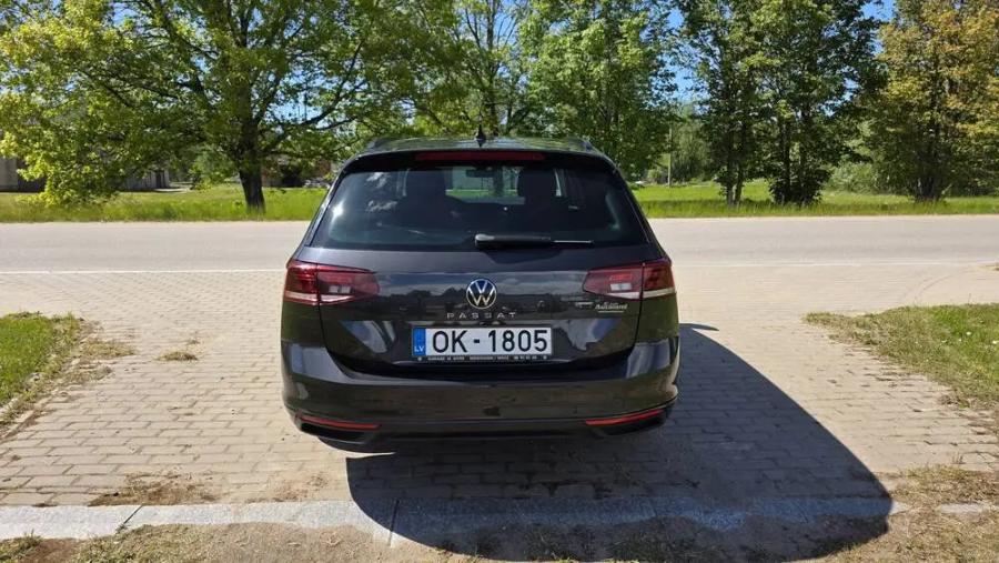 Volkswagen Passat B8 2021 in Riga, with an engine capacity of 2.00 L and mileage of 257 thousand km for 13950 €, photo 7 on AUTOMOTO.COM.LV