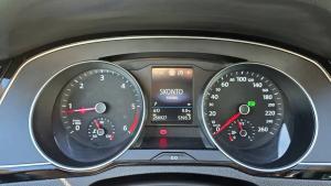 Volkswagen Passat B8 2021 in Riga, with an engine capacity of 2.00 L and mileage of 257 thousand km for 13950 €, photo 15 on AUTOMOTO.COM.LV